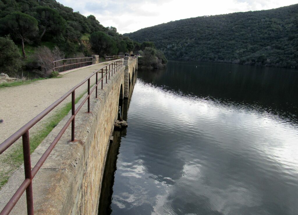 Ruta embalse de Picadas. Río Alberche (Madrid) - Ando y Reando